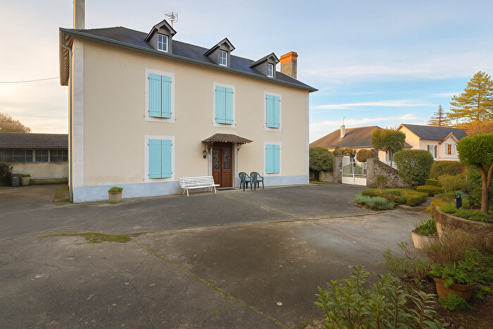 Beyrie-en-Béarn - Maison 6 pièces à vendre