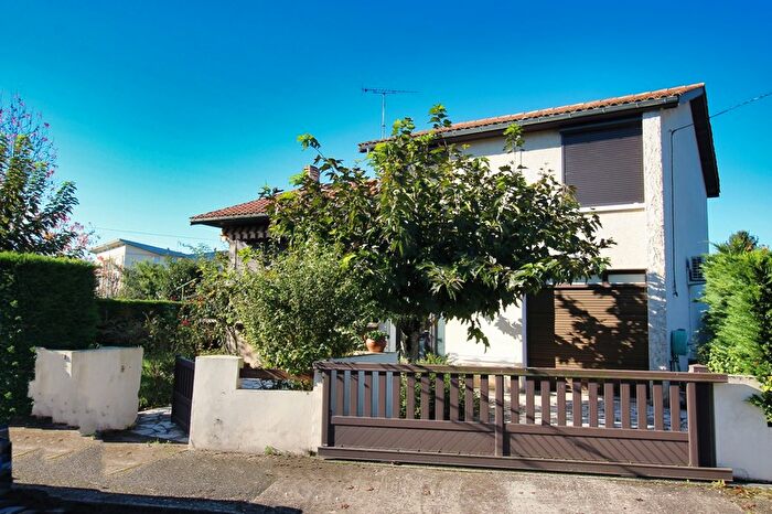 Maison 8 pièces à vendre à Le Passage
