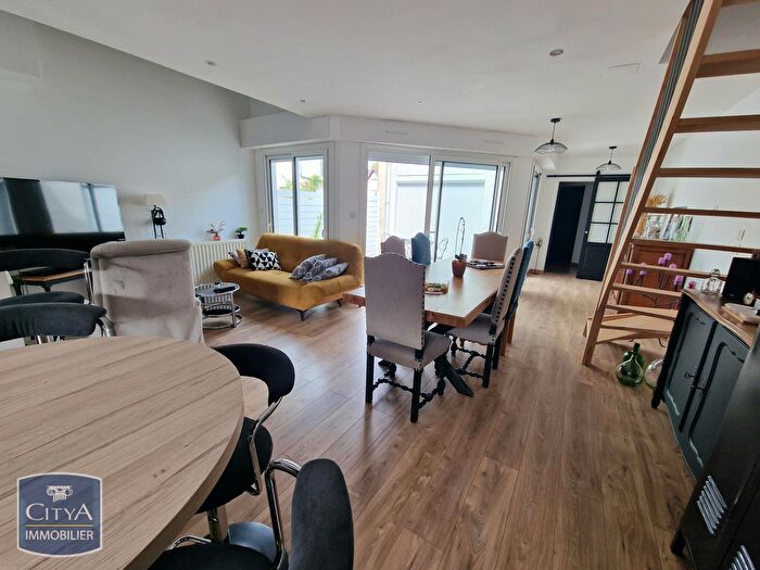 Maison à vendre - Saint-Lambert-des-Levées, Saint-Lambert des Levées - 5 pièces - 3 chambres