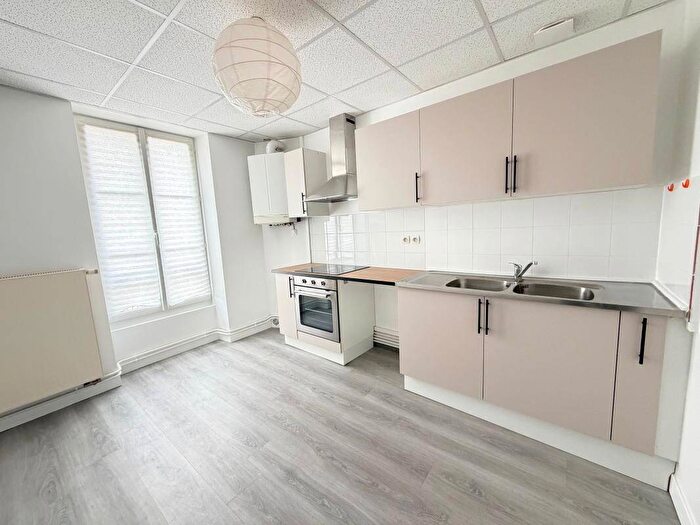 Appartement à louer - Centre, Château-Thierry - 2 pièces - 1 chambre