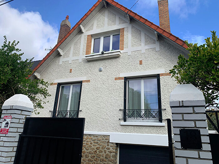 Maison à vendre - Gagny, Le Chénay - 4 pièces - 2 chambres