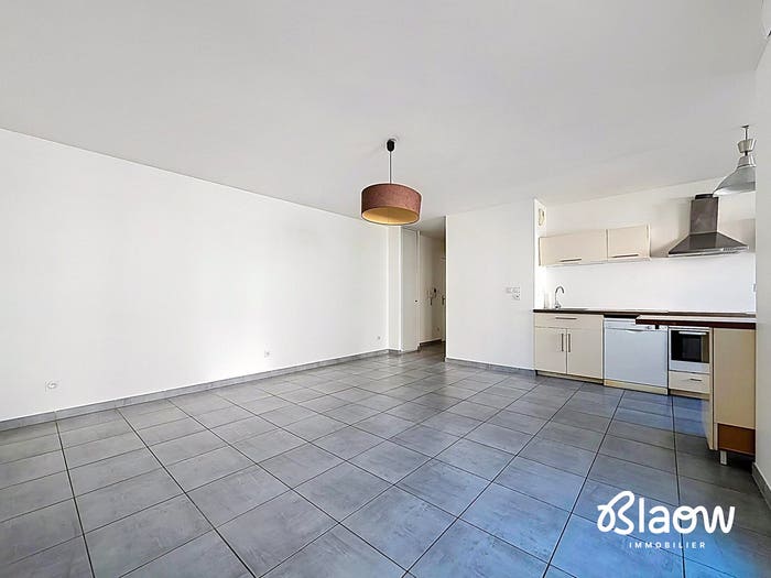 Appartement 3 pièces à vendre - Meyzieu, Centre-ville
