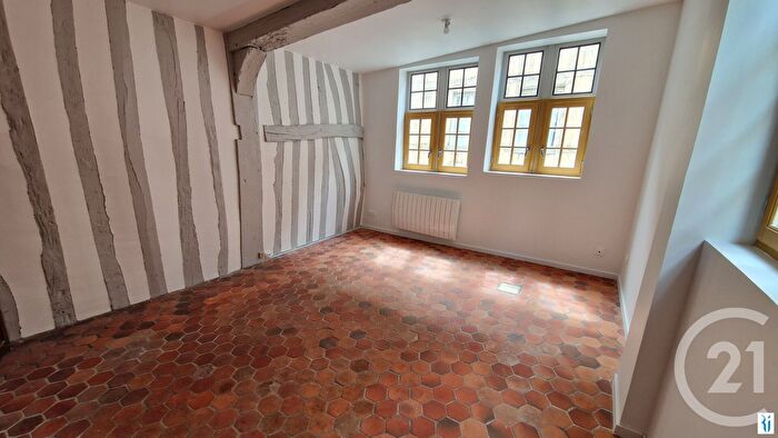 Appartement 1 pièce à louer à Rouen, Vieux Marché, Cathédrale