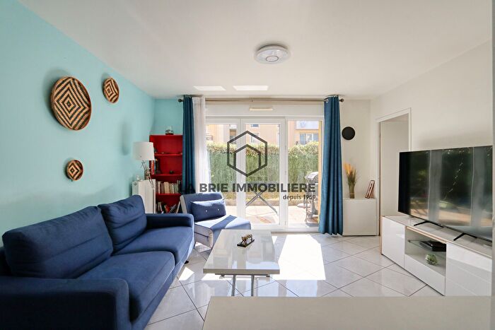 Appartement 2 pièces à Brie-Comte-Robert, à vendre
