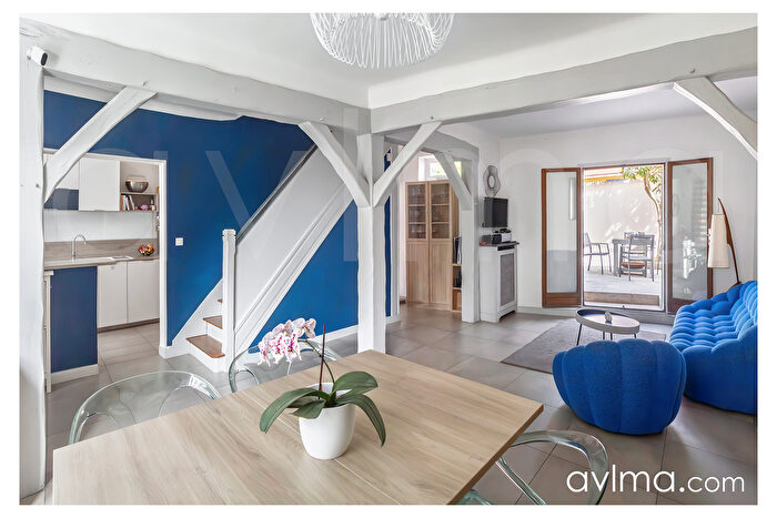 Maison 6 pièces à vendre - Saint-Nom-la-Bretèche