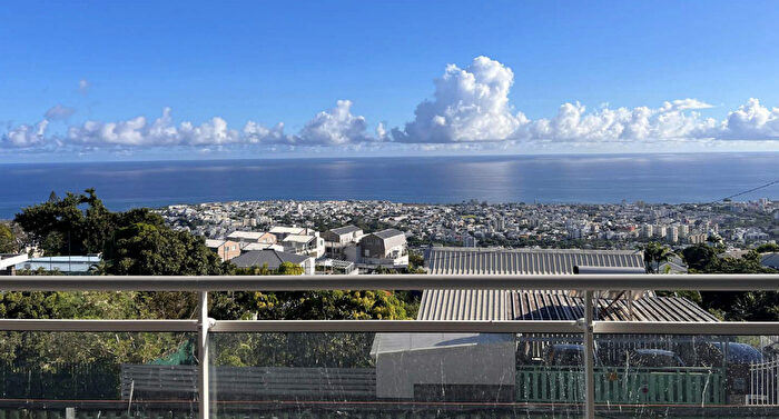 Appartement à vendre - Saint-Denis - 4 pièces - 3 chambres