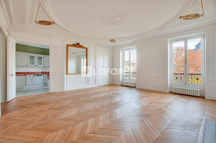 Appartement 5 pièces à vendre à Paris 10ème, Château d'Eau, Lancry