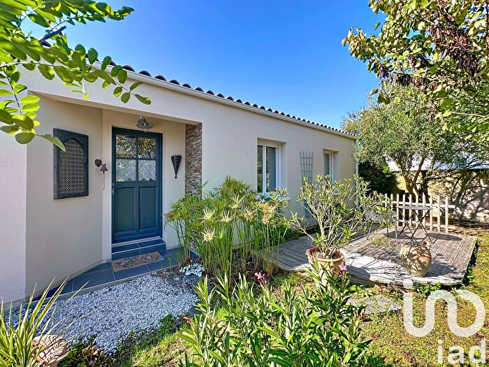 Maison à vendre - Courçon - 5 pièces - 4 chambres