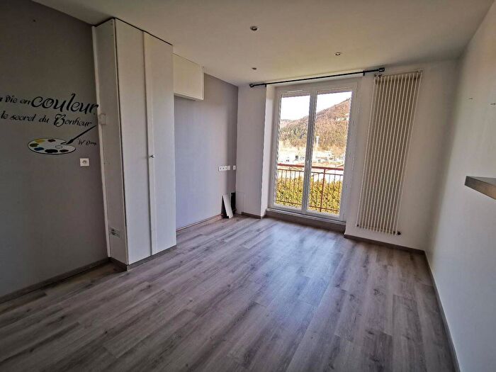 Montréal-la-Cluse - Appartement 2 pièces à louer