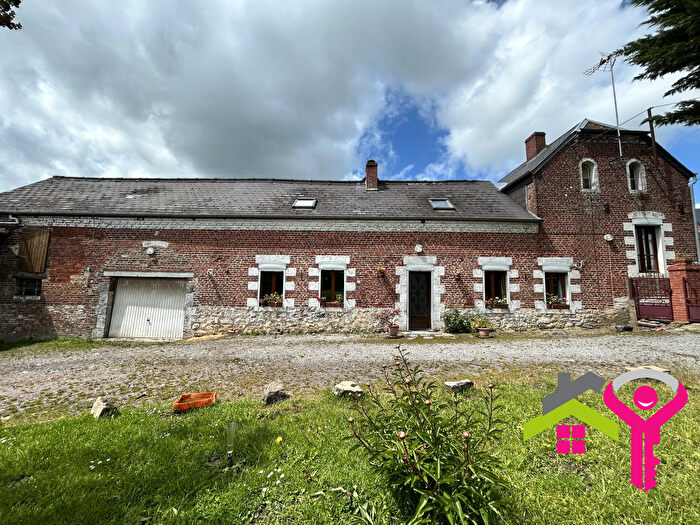Maison 4 pièces à Prisches, à vendre