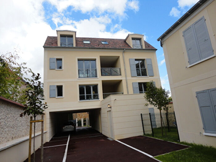 Appartement 3 pièces à Orsay, Centre-ville, à louer