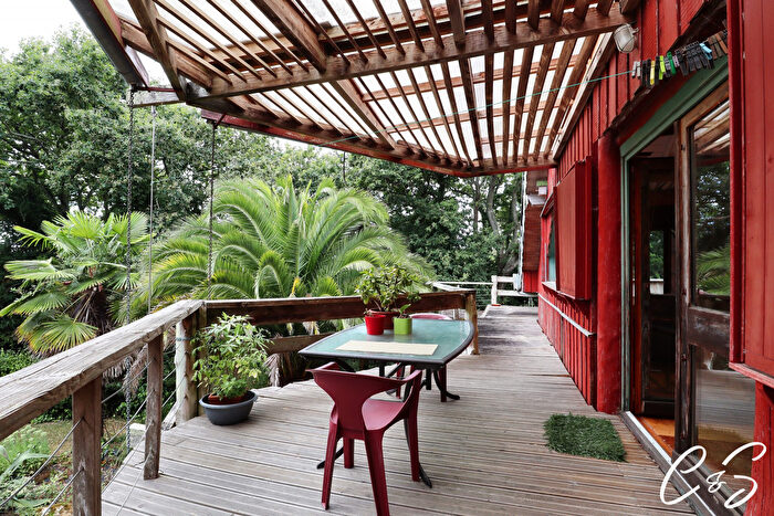 Maison 6 pièces à Plonéour-Lanvern, à vendre
