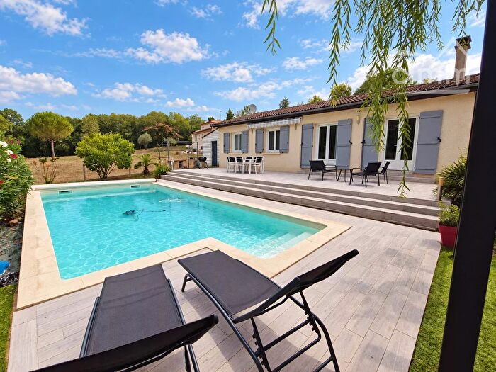 Maison 5 pièces à vendre - Montguyon