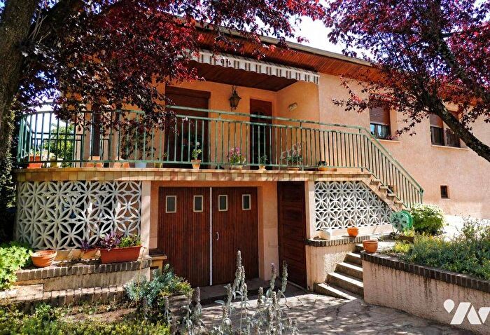 Maison 4 pièces à Meyzieu, à louer