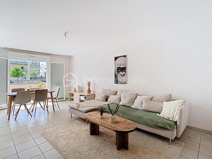 Appartement à vendre - Fleury-sur-Orne - 3 pièces - 2 chambres