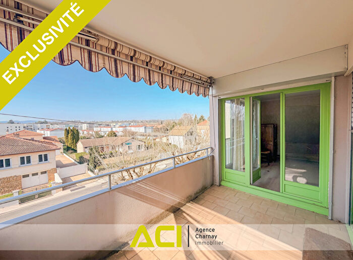 Appartement à vendre - Charnay-lès-Mâcon - 4 pièces - 2 chambres