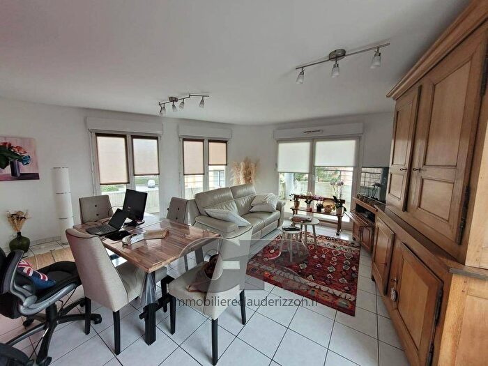 Appartement à louer - Plantières-Queuleu, Metz - 3 pièces - 2 chambres