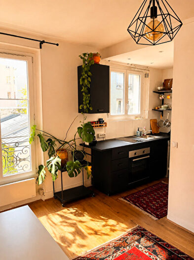 Paris 18ème, Barbès, Château Rouge : Appartement 2 pièces à vendre