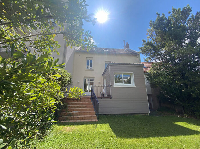 Nantes, Monselet - Maison 10 pièces à vendre