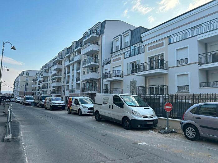 Appartement 3 pièces à Franconville, Vieux Marché, à louer
