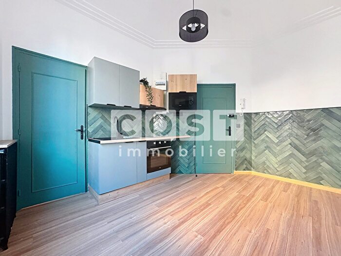 Appartement 2 pièces à Asnières-sur-Seine, Centre-ville, à vendre