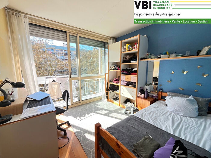 Appartement à vendre - Quartiers Nord-Ouest, Villejean - 6 pièces - 4 chambres