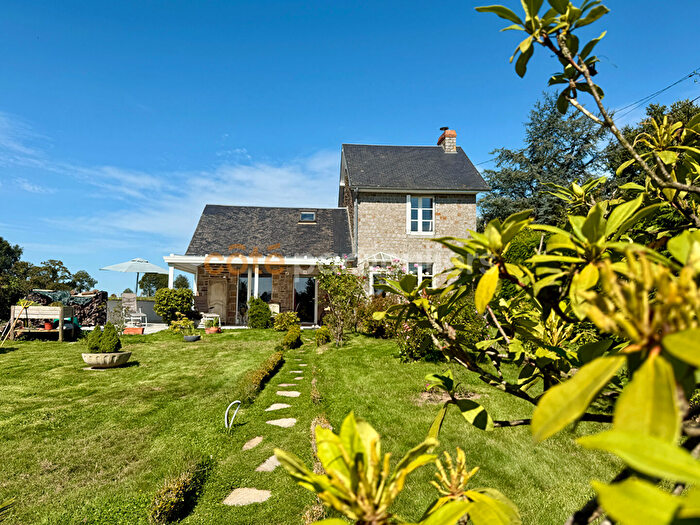 Maison à vendre - Savigny-le-Vieux - 5 pièces - 2 chambres