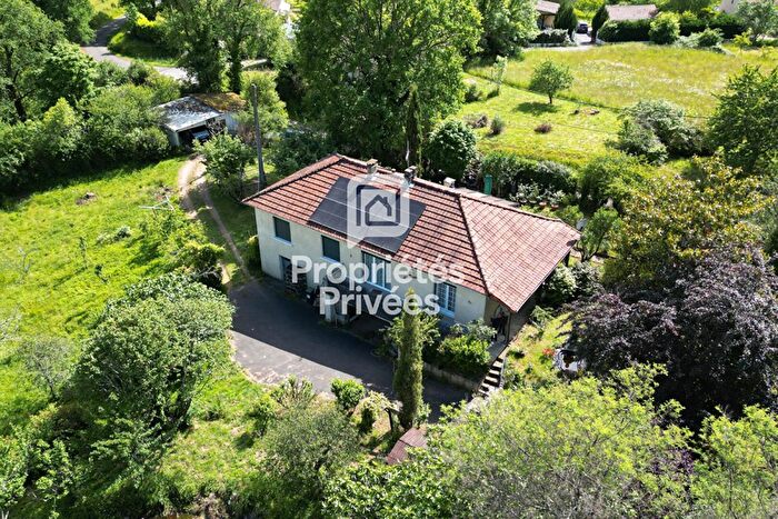 Maison 6 pièces à Saint-Pardoux-la-Rivière, à vendre