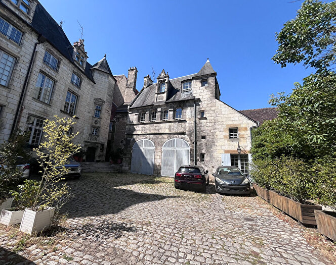 Appartement 4 pièces à Bourges, Centre-ville, Charlet, Lahitolle, Pignoux, Sembat, à vendre