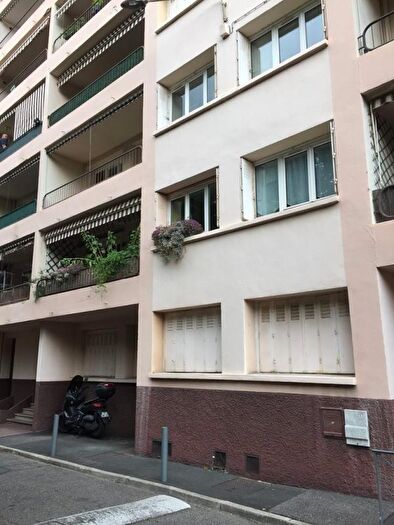 Écully, Chalier, Valvert - Appartement 2 pièces à louer