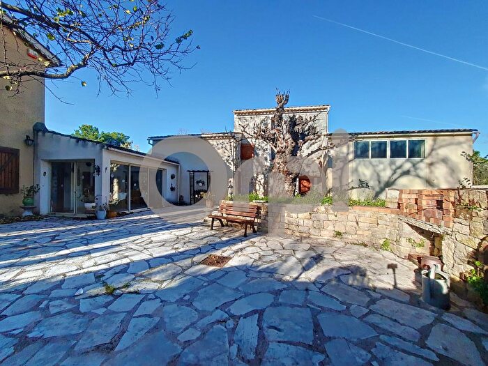 Maison à vendre - Draguignan, Les Collettes, Sainte-Barbe, Ecole dArtillerie, La Vaugine - 6 pièces - 4 chambres