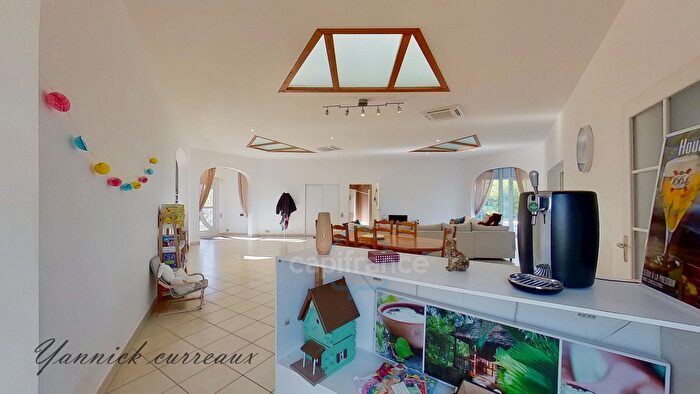 Tavaux : Maison 6 pièces à vendre