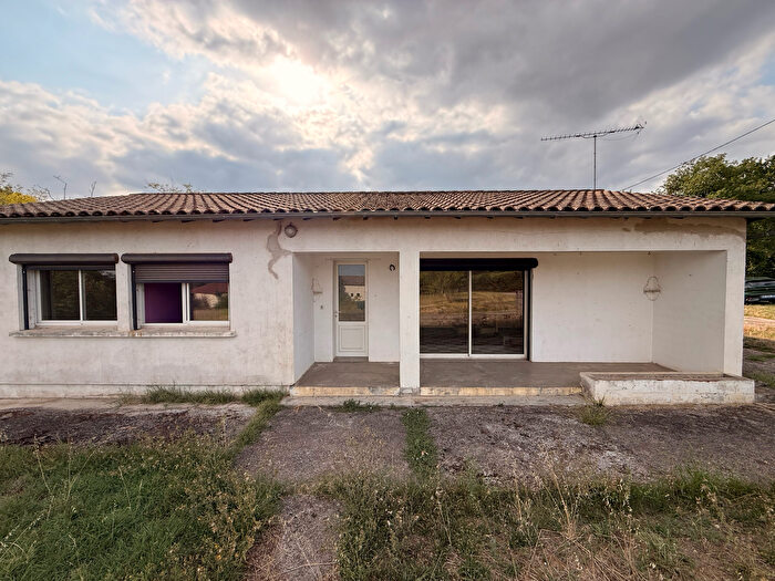 Maison 4 pièces à Cauzac, à vendre