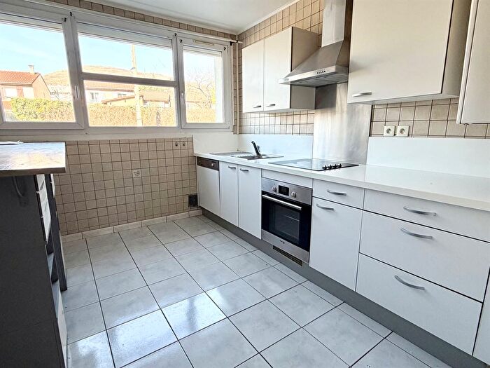 Appartement à louer - Clermont-Ferrand, Montferrand - 3 pièces - 2 chambres