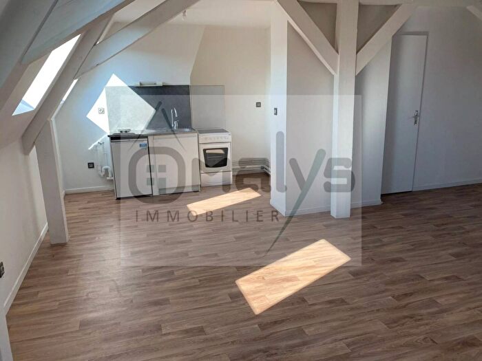 Appartement à louer - Centre Ville, Saint-Omer - 2 pièces - 1 chambre