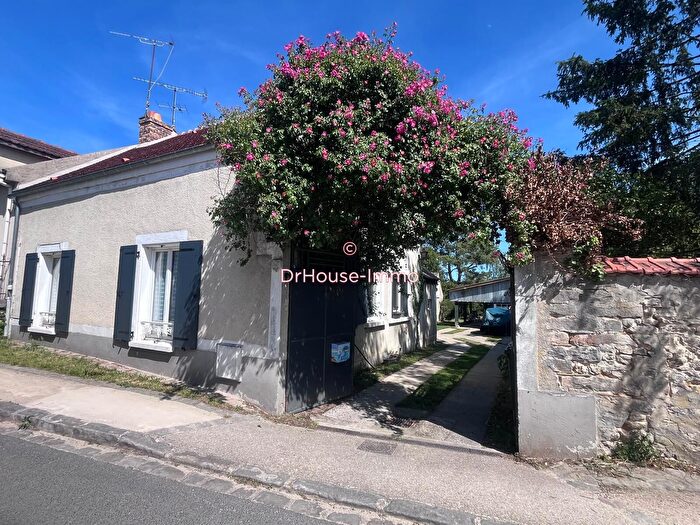 Maison 5 pièces à vendre à Cerny