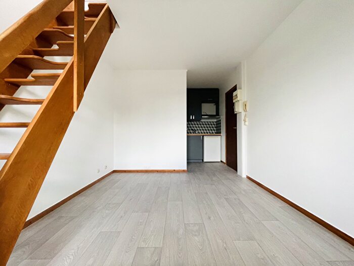 Appartement à louer - Amiens - 1 pièce - 1 chambre