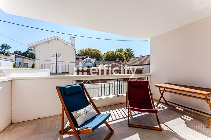 Appartement à vendre - Arcachon, Centre-ville, La Chapelle, Gare - 3 pièces - 2 chambres