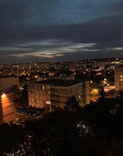 Appartement à louer - Fresnes - 2 pièces - 1 chambre