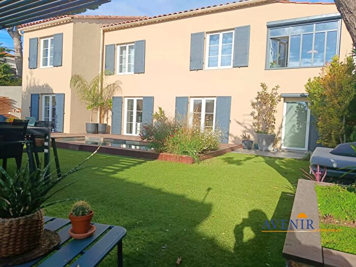 Maison à vendre - Carry-le-Rouet - 6 pièces - 5 chambres