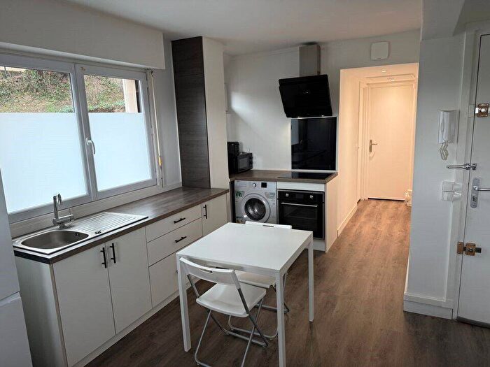 Appartement à louer - Le Fort la Maillarde, Chennevières-sur-Marne - 2 pièces - 1 chambre