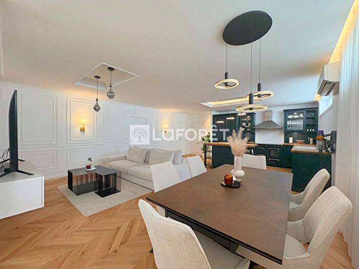 Appartement à vendre - Corbeil-Essonnes, Centre Essonnes - 5 pièces - 3 chambres