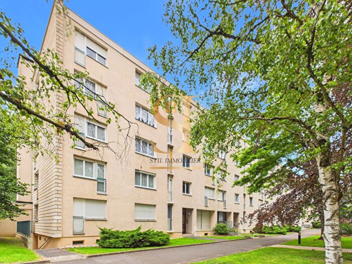 Évry, Le Mousseau : Appartement 5 pièces à vendre