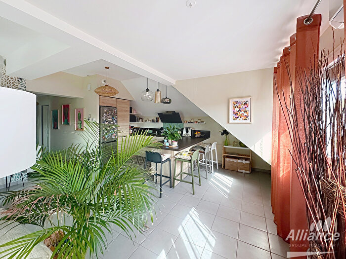 Appartement à louer - Voujeaucourt - 3 pièces - 2 chambres