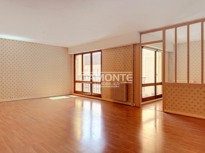 Troyes, Cathédrale : Appartement 4 pièces à vendre