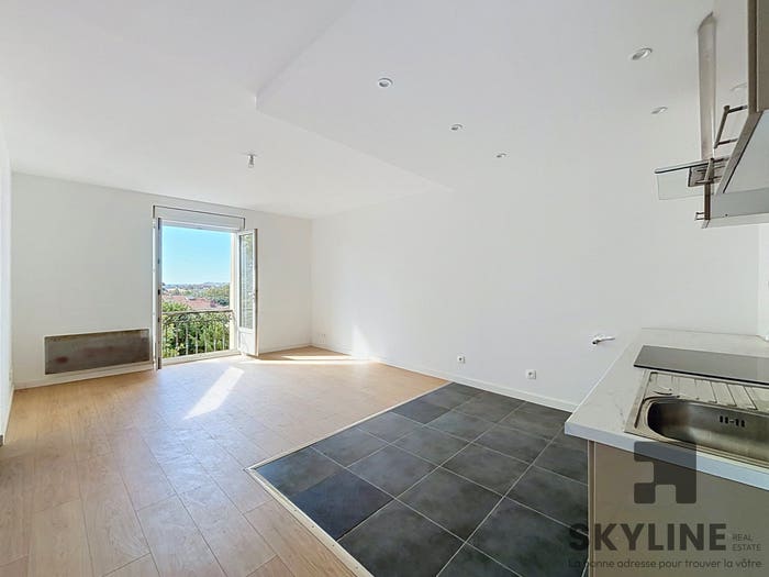 Marseille 15ème, La Delorme : Appartement 3 pièces à vendre