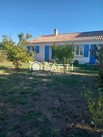 Saint-Michel-en-l'Herm : Maison 4 pièces à vendre