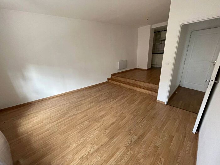 Appartement à louer - Centre Ville, Saint-Quentin - 2 pièces - 1 chambre