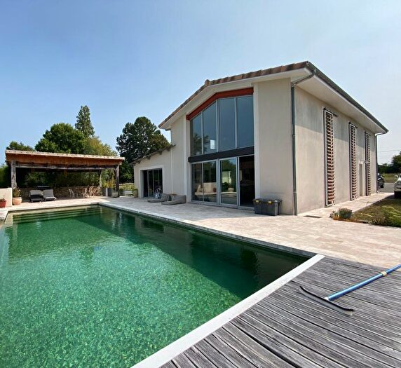 Maison à vendre - Langon - 8 pièces - 6 chambres