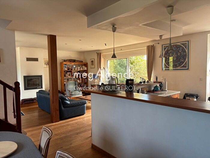 Maison à vendre - Pl meur, Sainte-Anne, Kergougant, Kerjoël - 8 pièces - 6 chambres